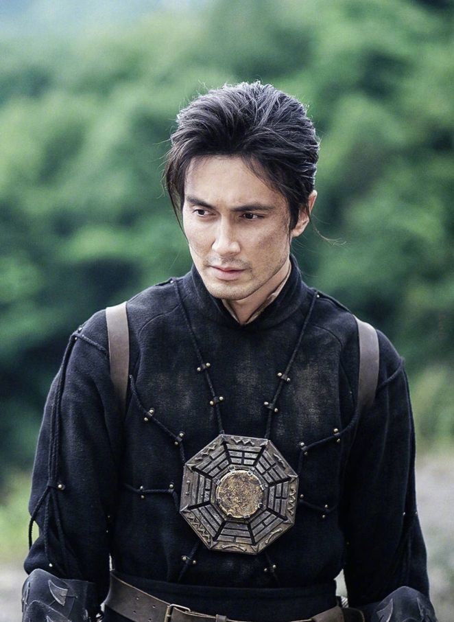 The emperor Gao Weiguang and handsome figure is coming - iNEWS