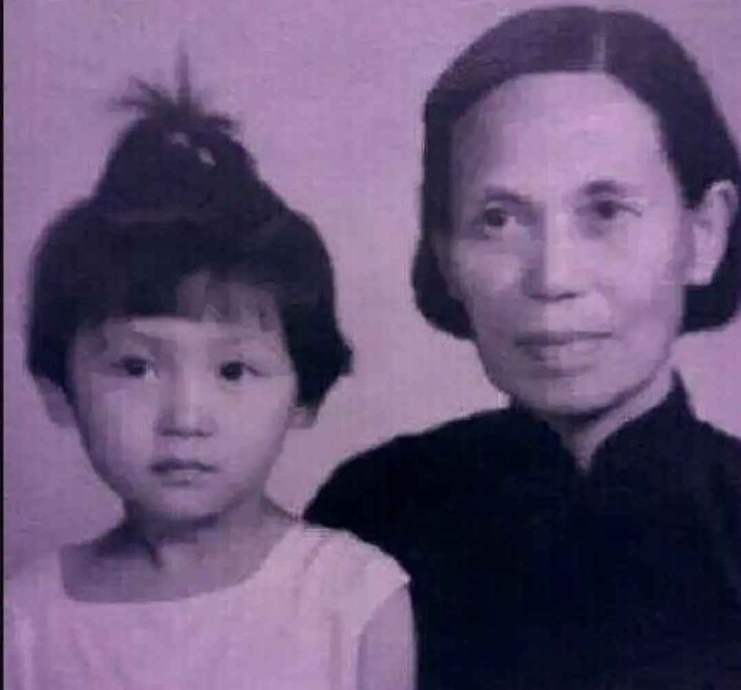 Childhood photos of the veteran goddess, only Brigitte Lin is amazing ...