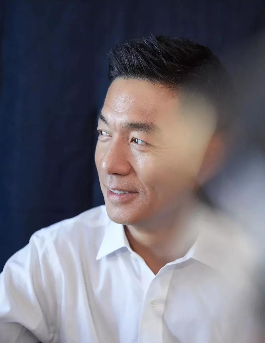 Directed by He Qun, starring Xing Jiadong, another spy war drama will land on CCTV's eight prime ...