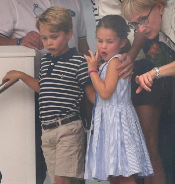 Two years ago, Kate rarely boldly showed long legs in shorts, and ...