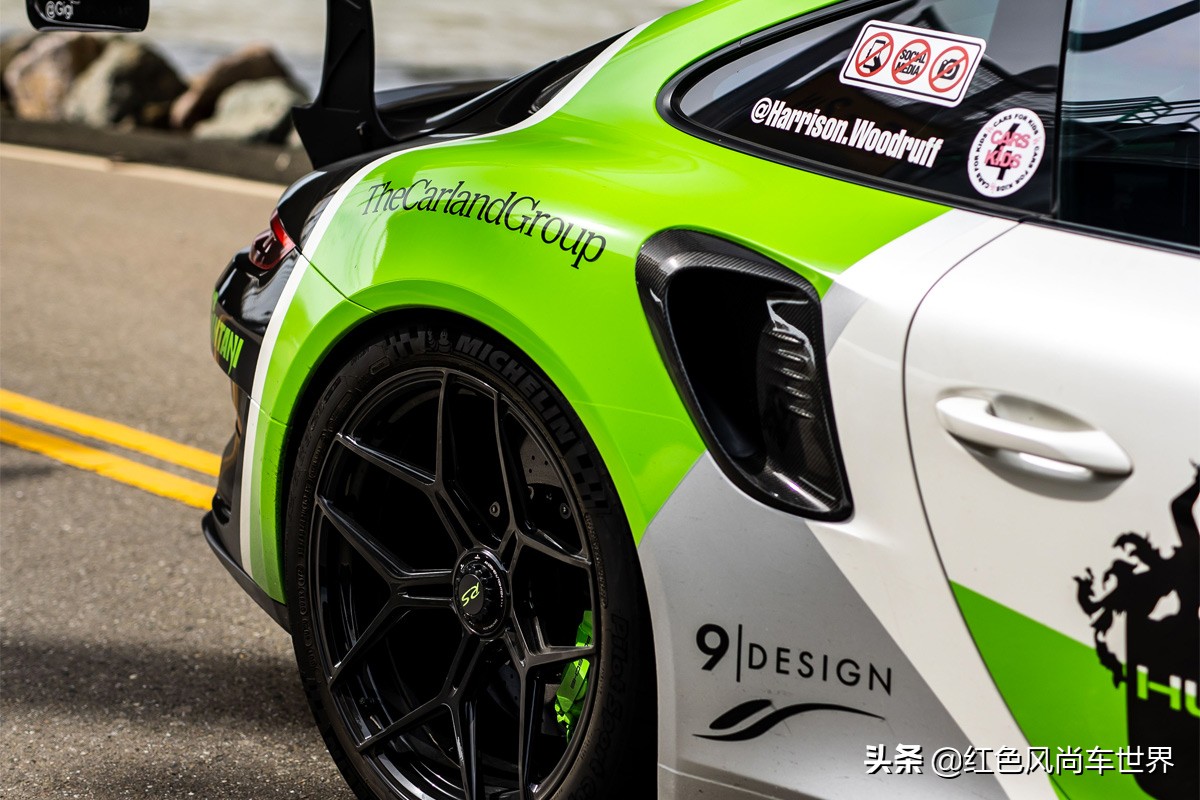 The visual performance is fully upgraded. Porsche 911 GT3 RS gets a ...