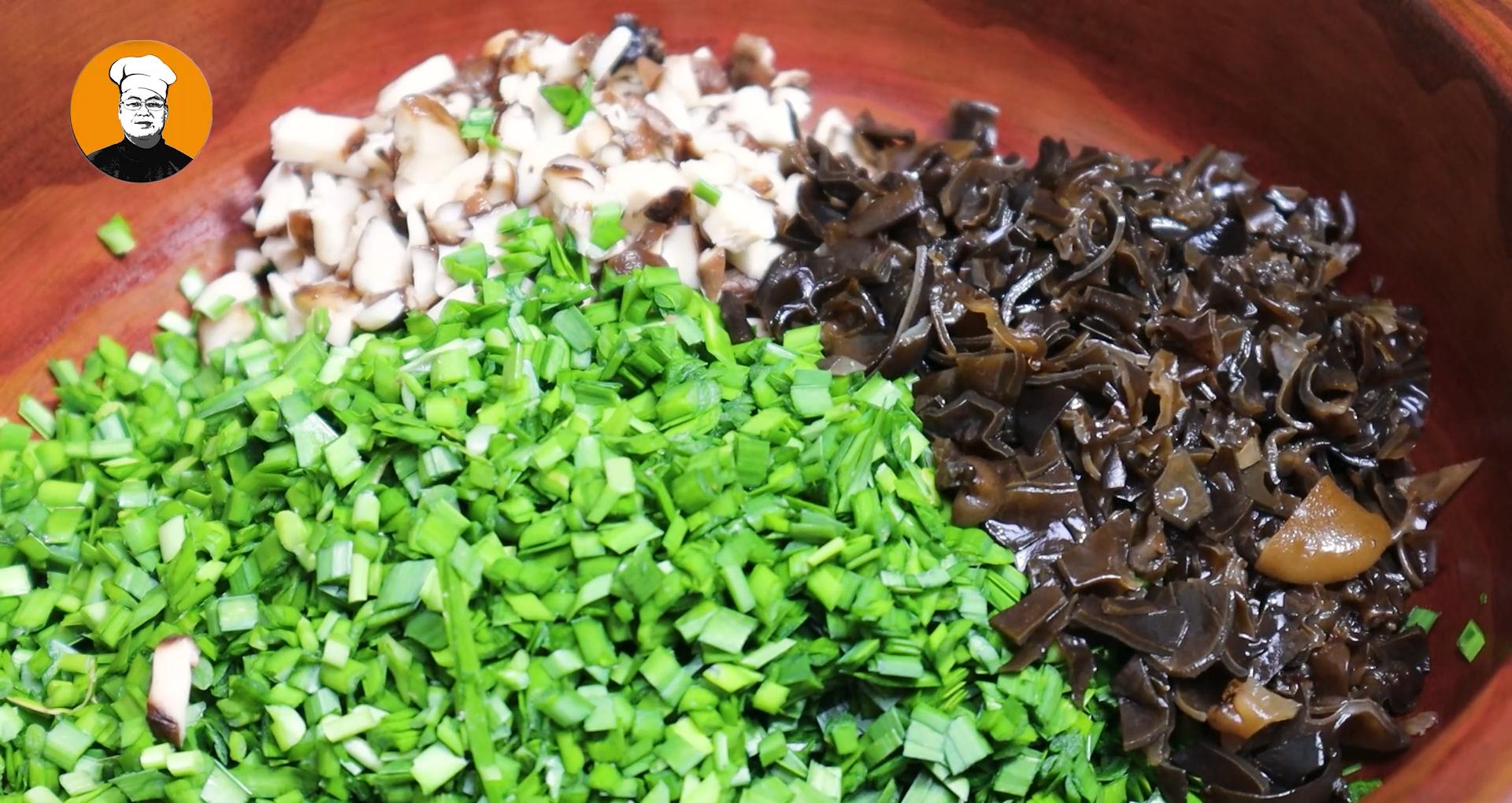 According to this recipe, the leek box does not show any water or the ...