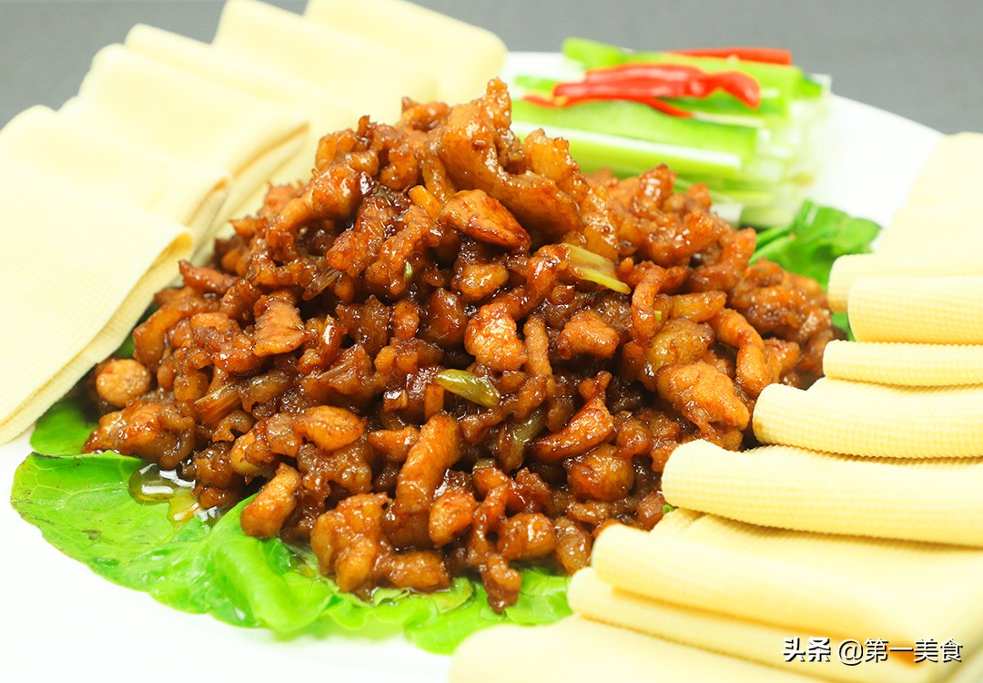 It turns out that shredded pork in Beijing sauce does this. The chef ...