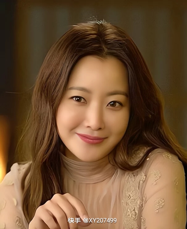 Kim Hee Sun Atlas - iNEWS