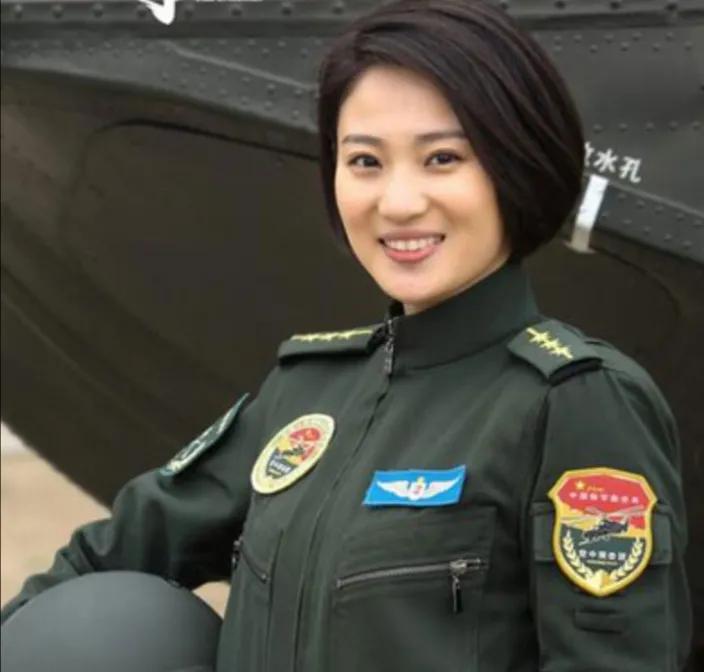 Hou Mengsha's beautiful photos - iNEWS