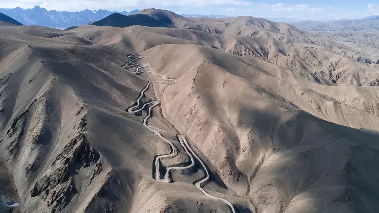 Panlong Ancient Road in Xinjiang, the most beautiful western highway in ...
