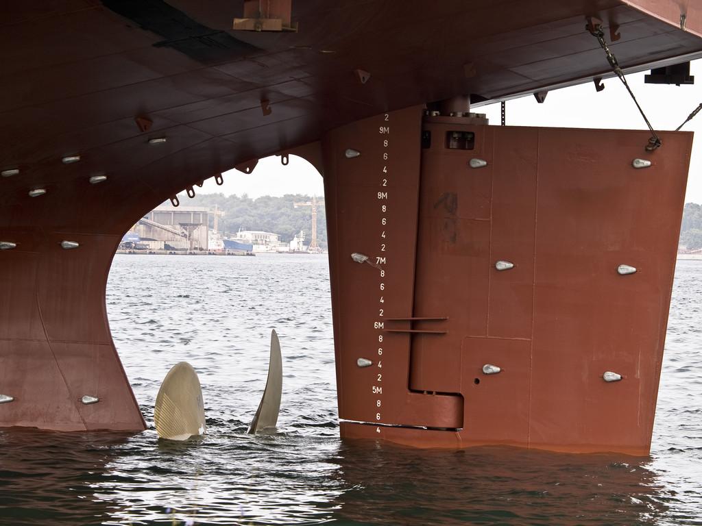 China has built the world's largest propeller with a diameter of 12 ...