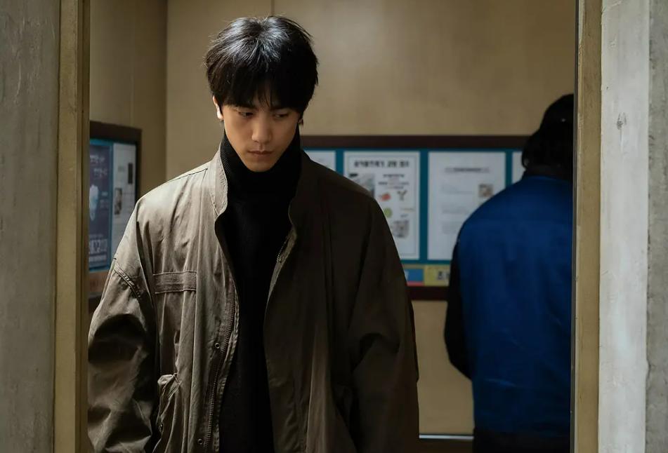 "Strange House", a horror movie that allows you to watch the post-doss ...