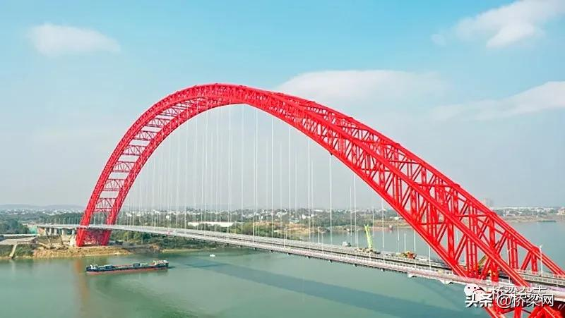 "Footprints" Eighth of the bridge we walked across-the magic of "the ...