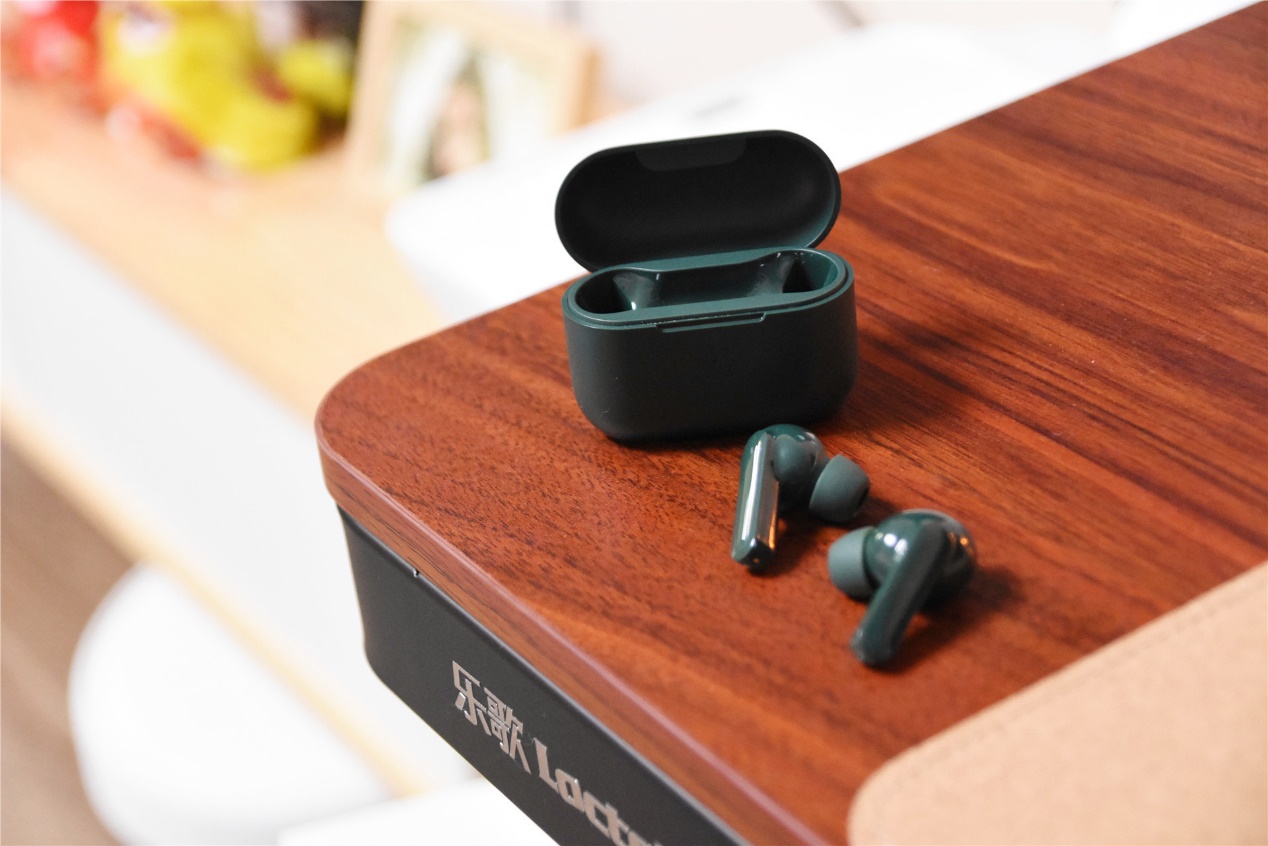 Out of the box QCY T10 wireless bluetooth headset supports pop-up ...