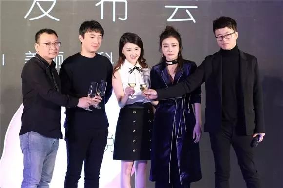 It is rumored that her divorced husband filed for bankruptcy, and Gan ...