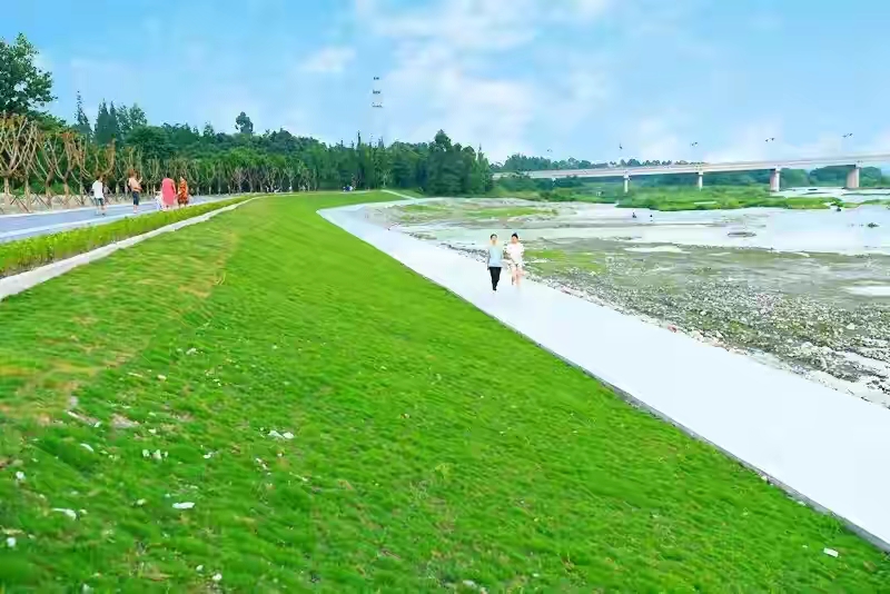 These 5 ecological green roads hide the amazing early autumn - iNEWS