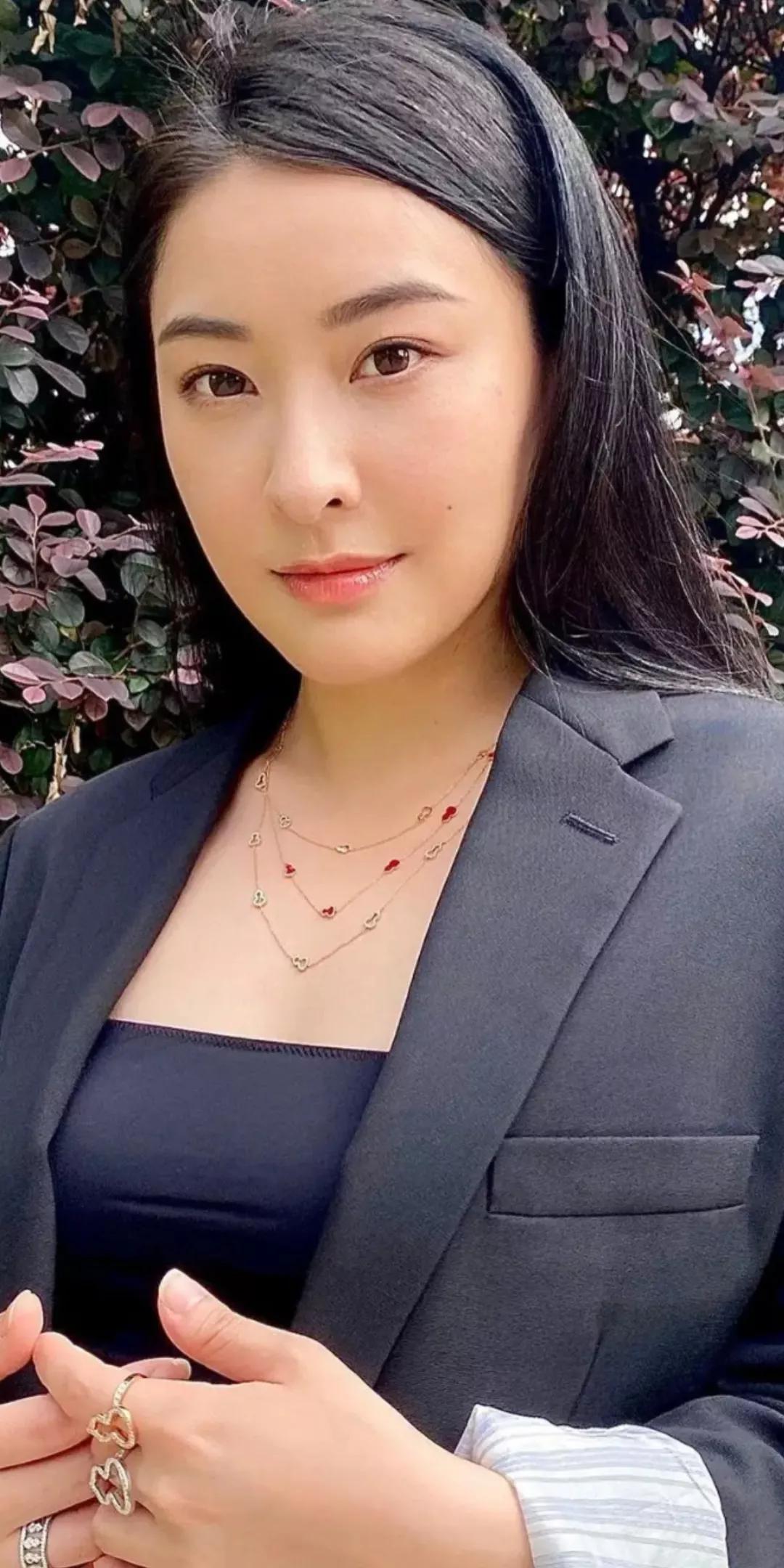 Hong Kong actress Chen Ying, she has a lot of charm, no wonder she was ...