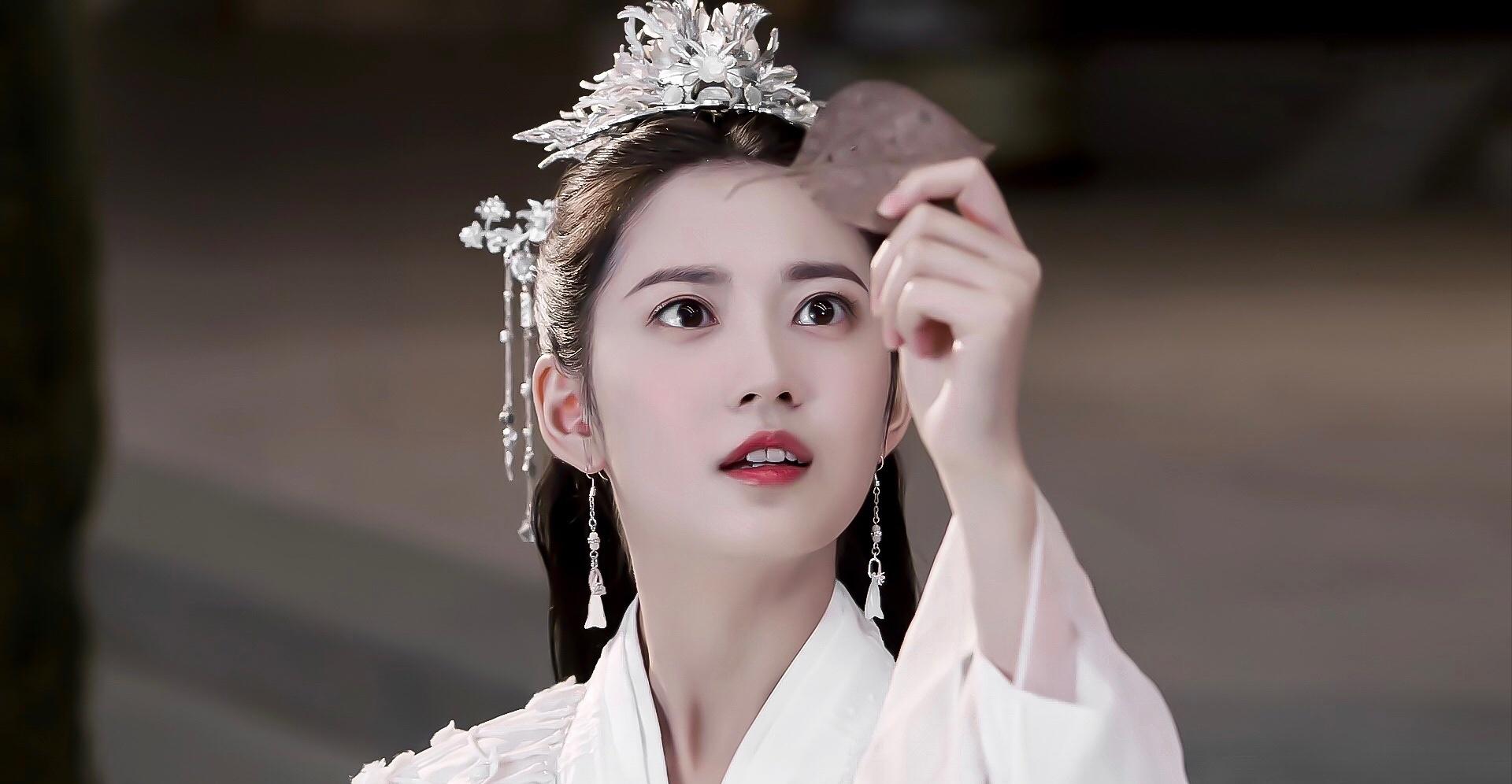 "The Twin Cities of Mirrors" has passed the trial!Li Yifeng and Chen ...