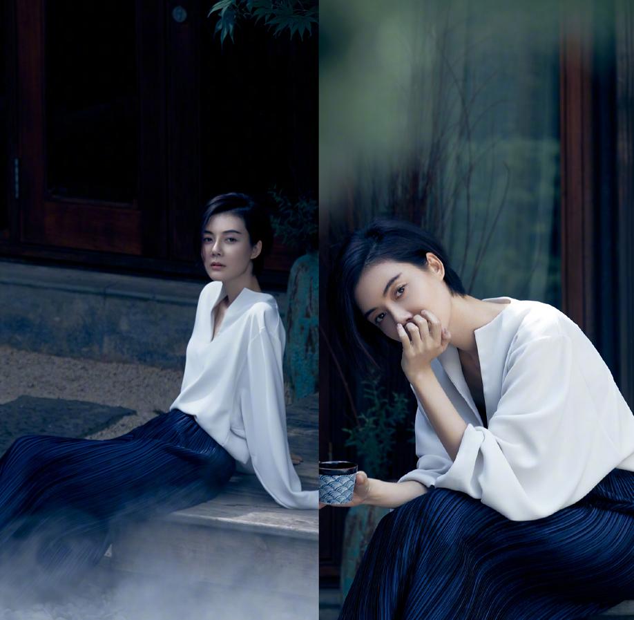 Che Xiao's temperament is good to look at, a minimalist outfit is noble ...