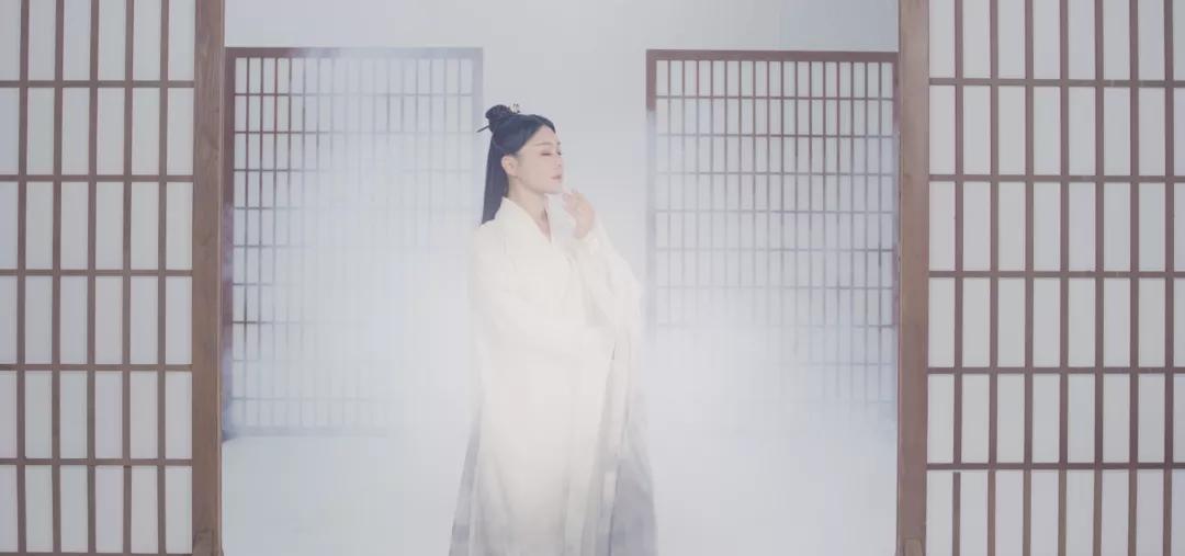 China Renaissance, clothing first - iNEWS