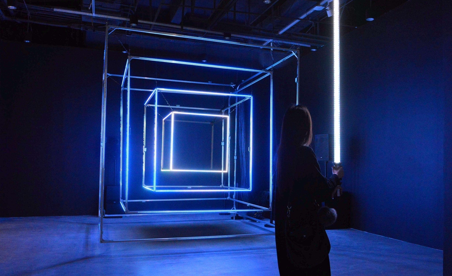 Scientists have proved that 4-dimensional space exists objectively, can ...