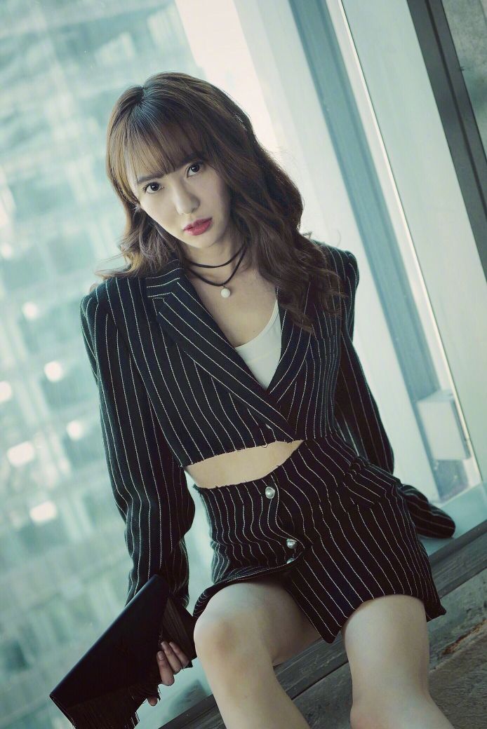 Star beauties: Meina, Bai Lu, Liu Mengmeng, Zhong Chuxi - iNEWS