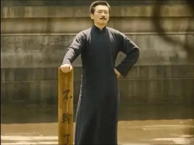 The funeral for Lu Xun's death in 1936 was grand. 48 years later ...