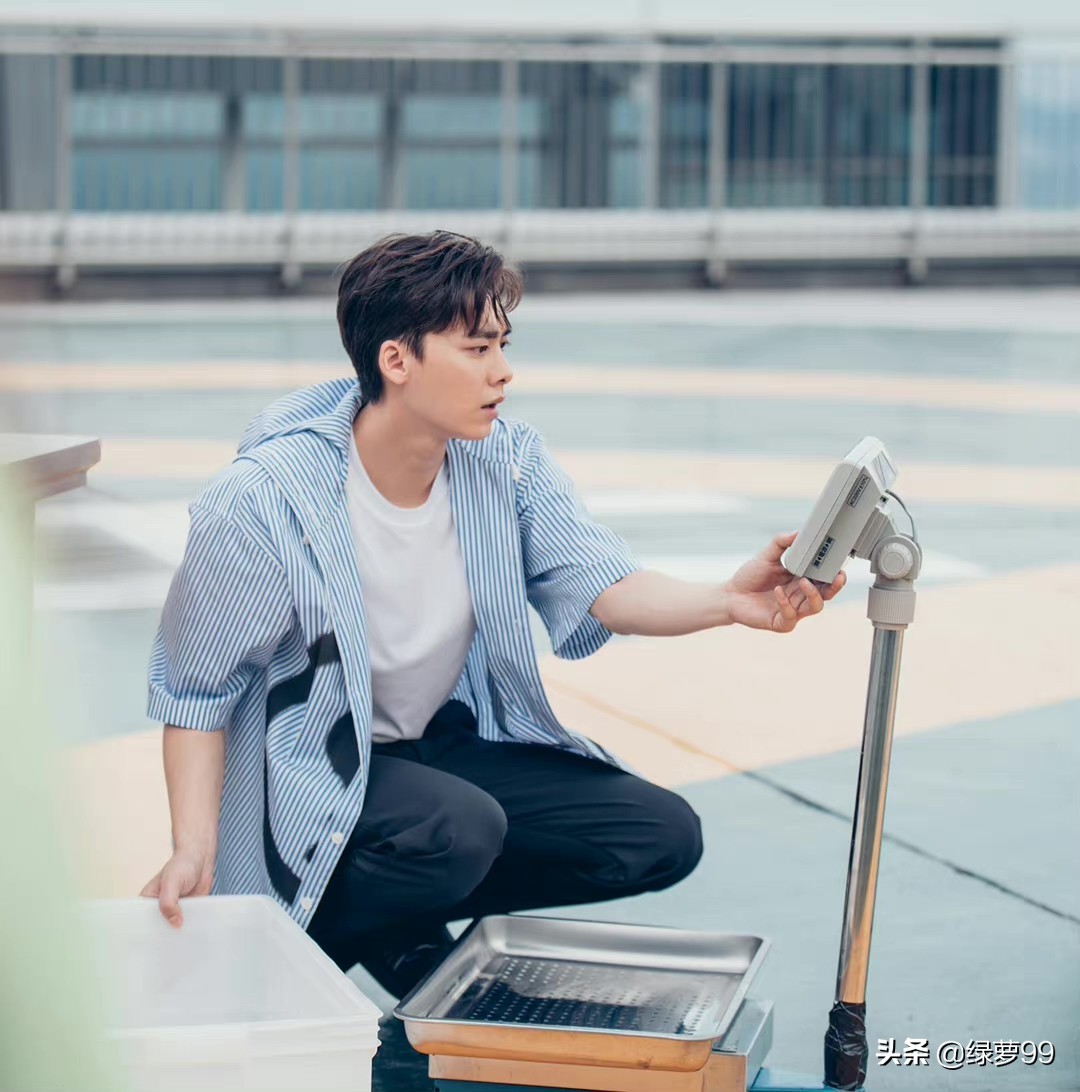 At the press conference of "The Last Winner", Li Yifeng said that Lin ...