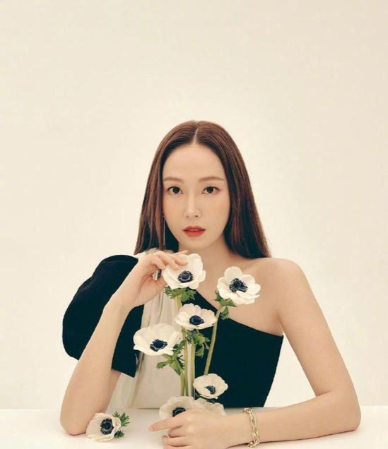 Entertainment Star News-Xiao Zhan, Li Qin, Deng Lun, Wang Bo, Liu Yifei ...