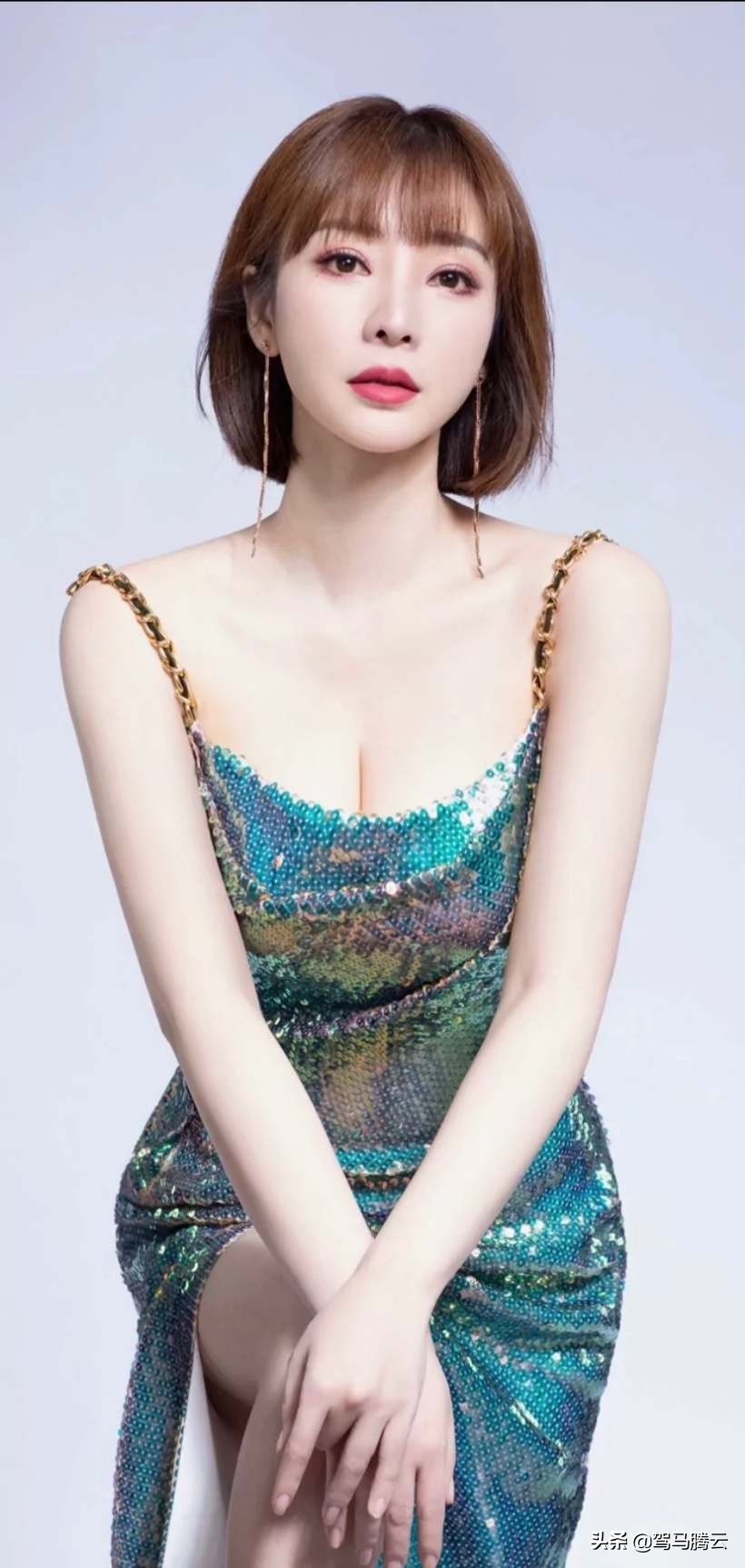 Sexy goddess: Liu Yan - iNEWS