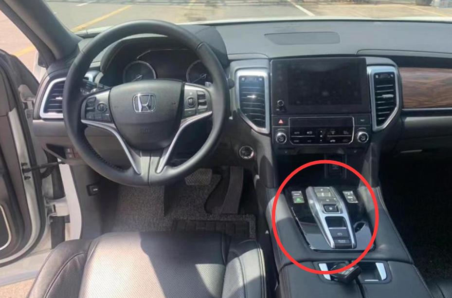 Why did Mercedes-Benz abandon the ZF 8AT used by BMW, Audi, and Porsche and insist on self ...