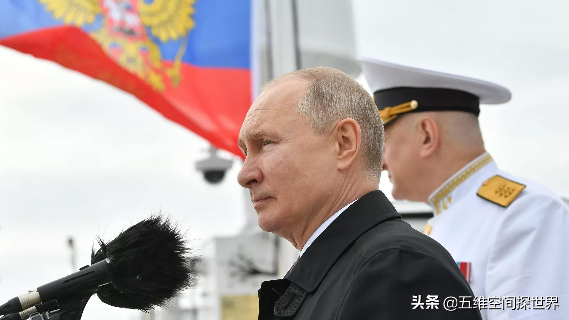 Putin: There is a Russian navy on all oceans in the world - iNEWS