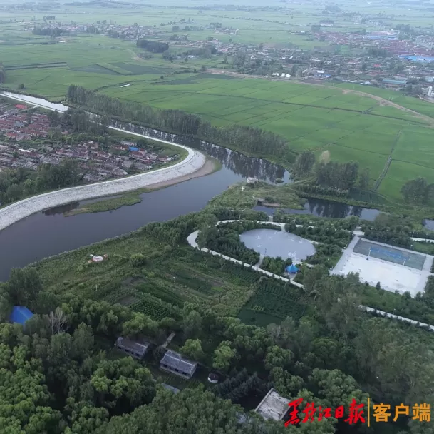 It is famous because of Xiao Hong's "Biography of Hulan River". What ...