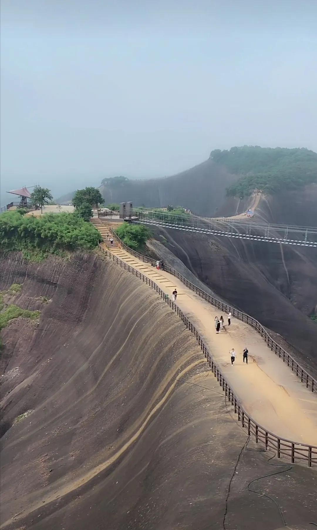Appreciation of the scenery of Gaoyiling in Chenzhou, Hunan () - iNEWS