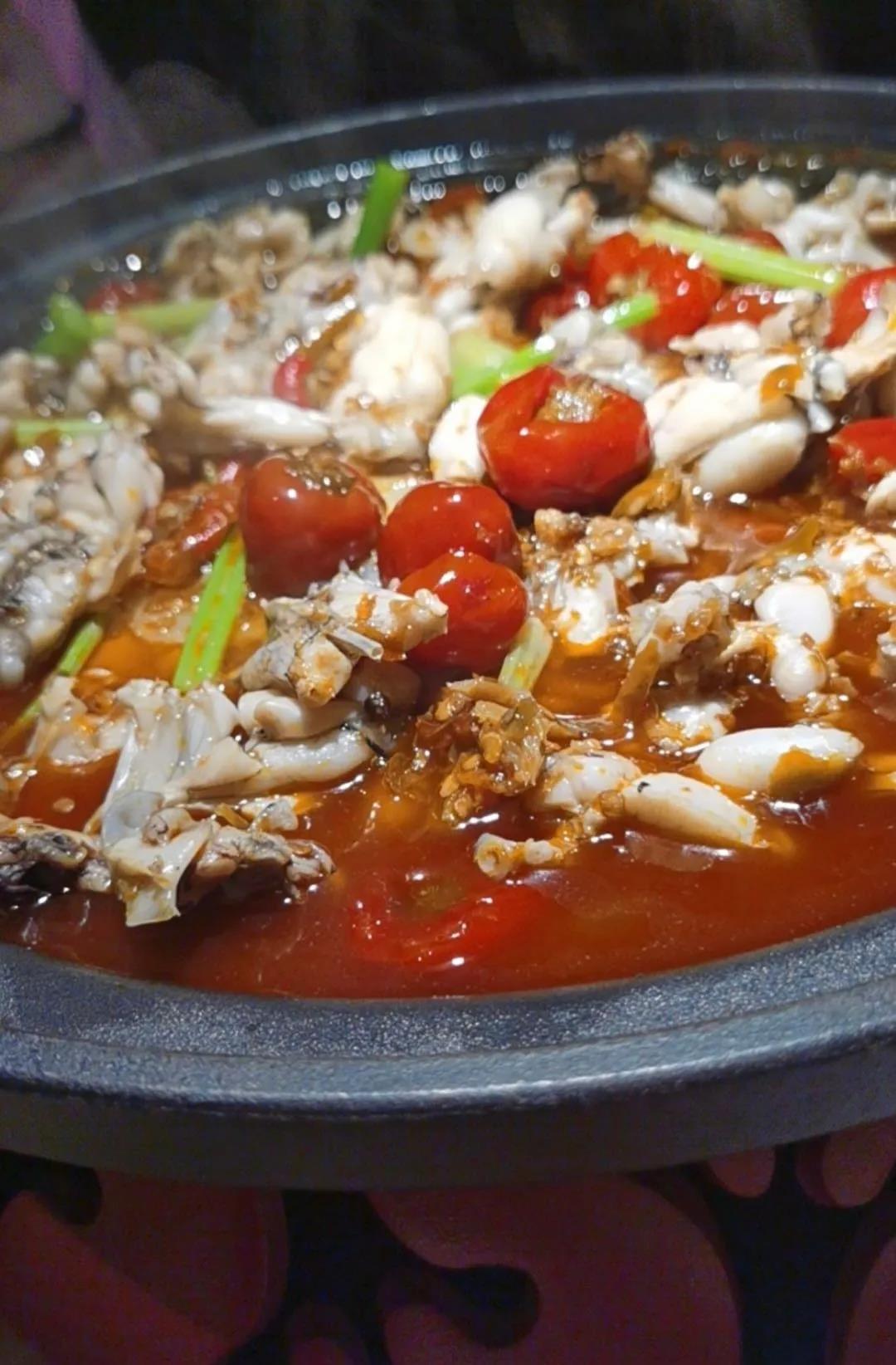 Sichuanese Wild Frog Eating Illustrated Book - iNEWS