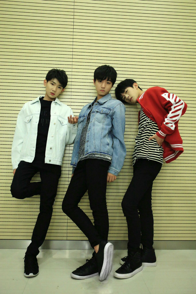 TFBOYS gathered at the Mid-Autumn Festival Gala in the Greater Bay Area, but Wang Yuan will sing ...