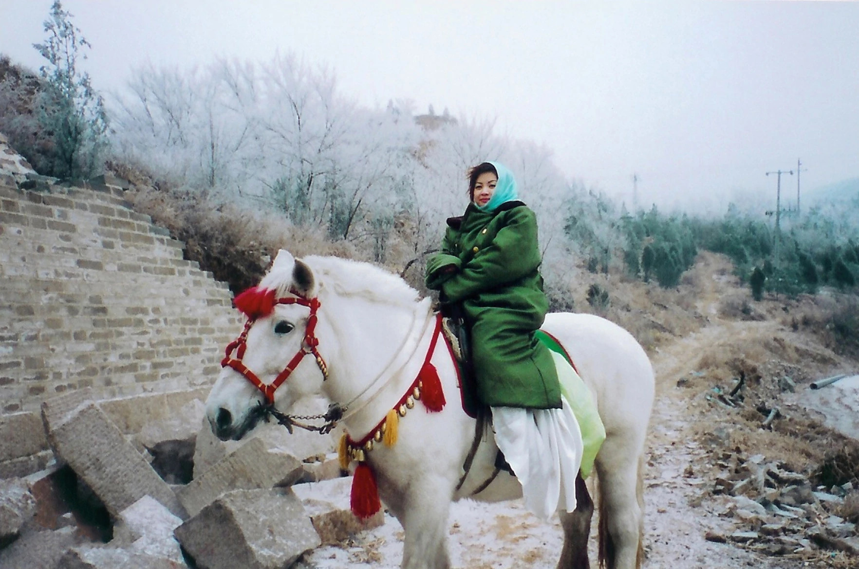 With "Eighteen Bends of the Mountain Road", Li Qiong is so popular, who ...