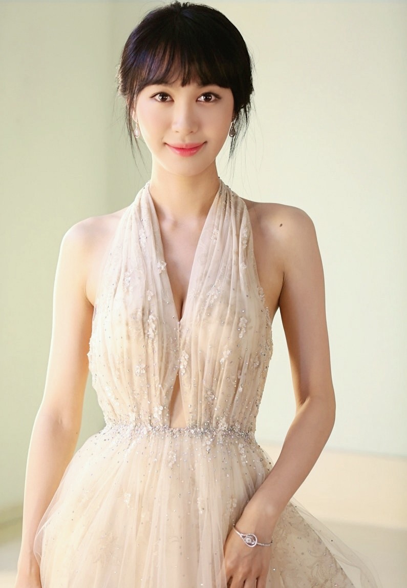 Li Fei Er Photo Album - iNEWS