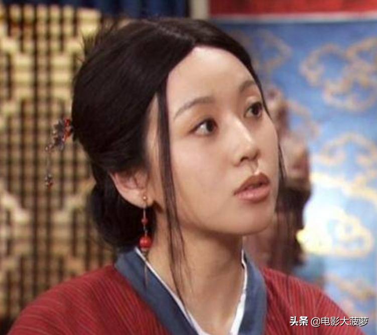 After leaving Zhang Jiayi, Yan Ni, who "forcibly pretended to be tender ...