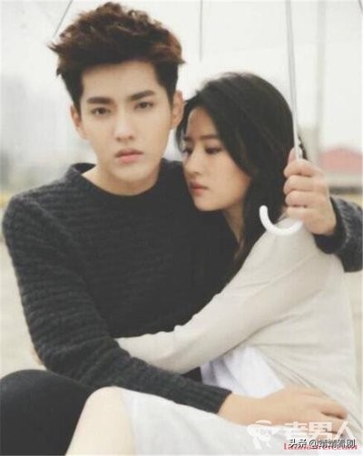 The influence of media development on artists from Jackie Chan, Edison ...