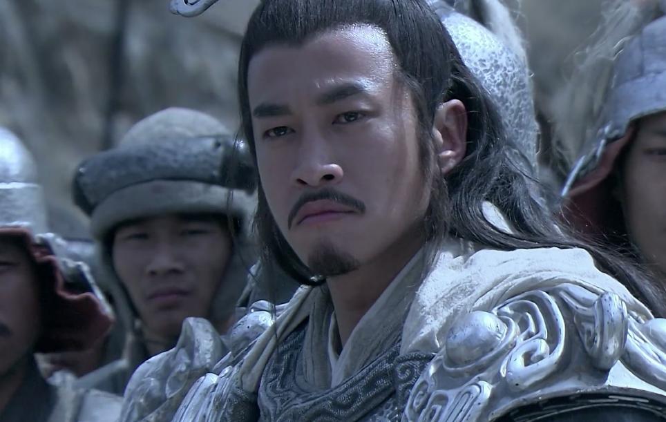 Xiang Yu broke the cauldron and sunk the boat in the first battle ...