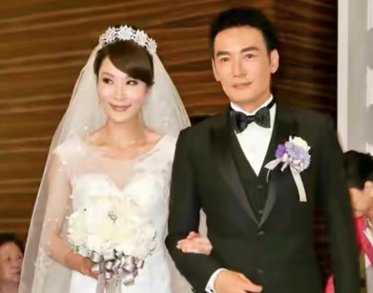 54-year-old Jiao Enjun was complained by his second-married wife that ...
