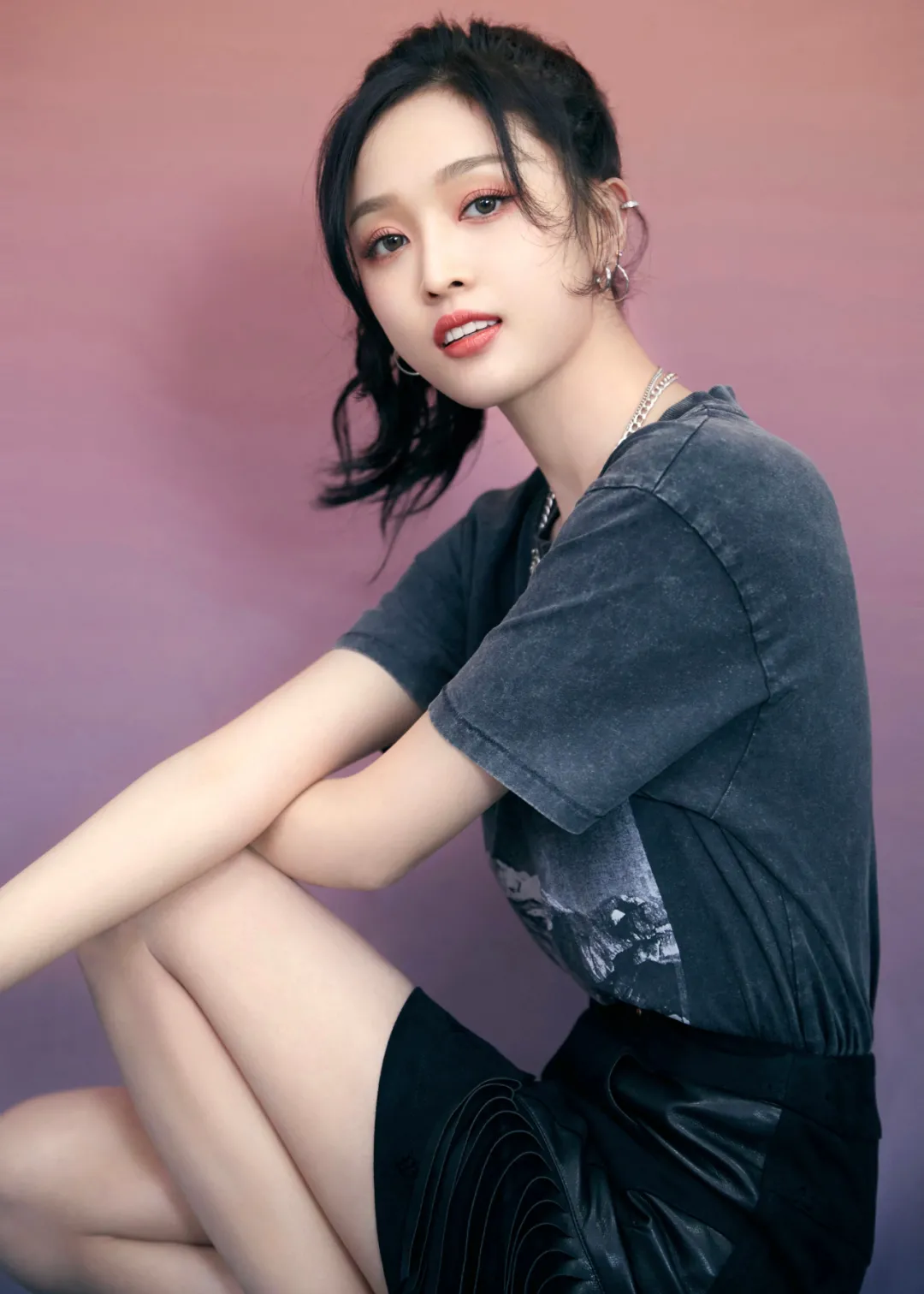 Gu Li Nazha and Wu Xuanyi, which beauty star do you like? - iNEWS
