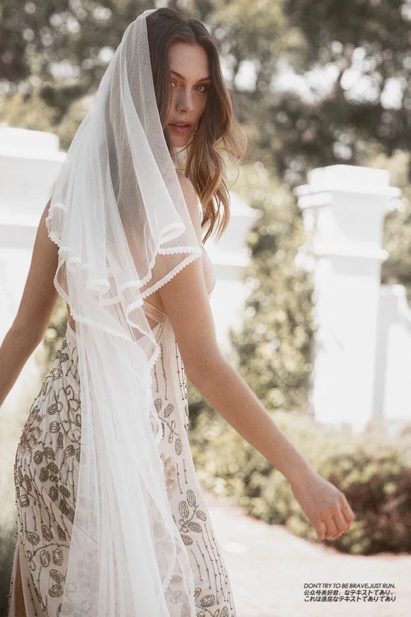 Marion Pascale: The Austrian model has a hot high-cold body and a big ...