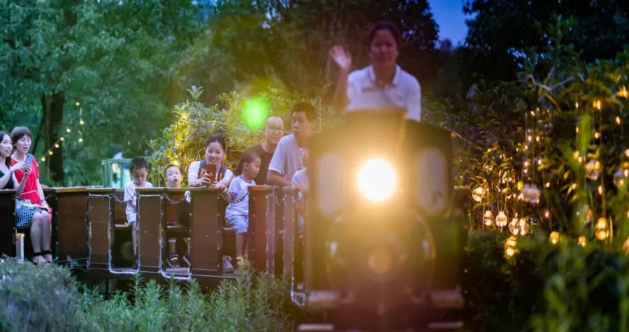Nanjing Squirrel Tribe grandly opened on October 1, and 5000 tickets ...