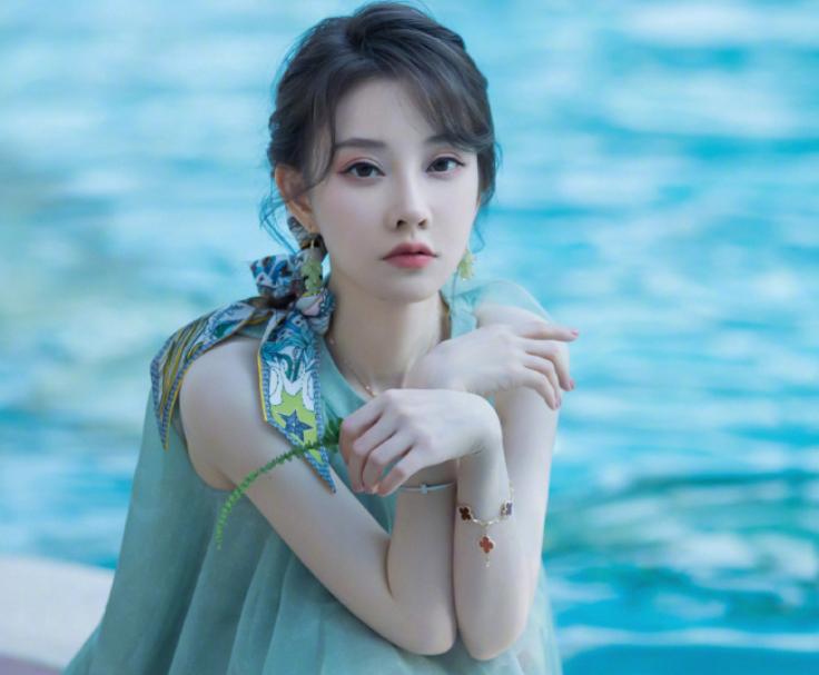Feng Timo's refreshing summer photos, full of atmosphere, and elegant ...