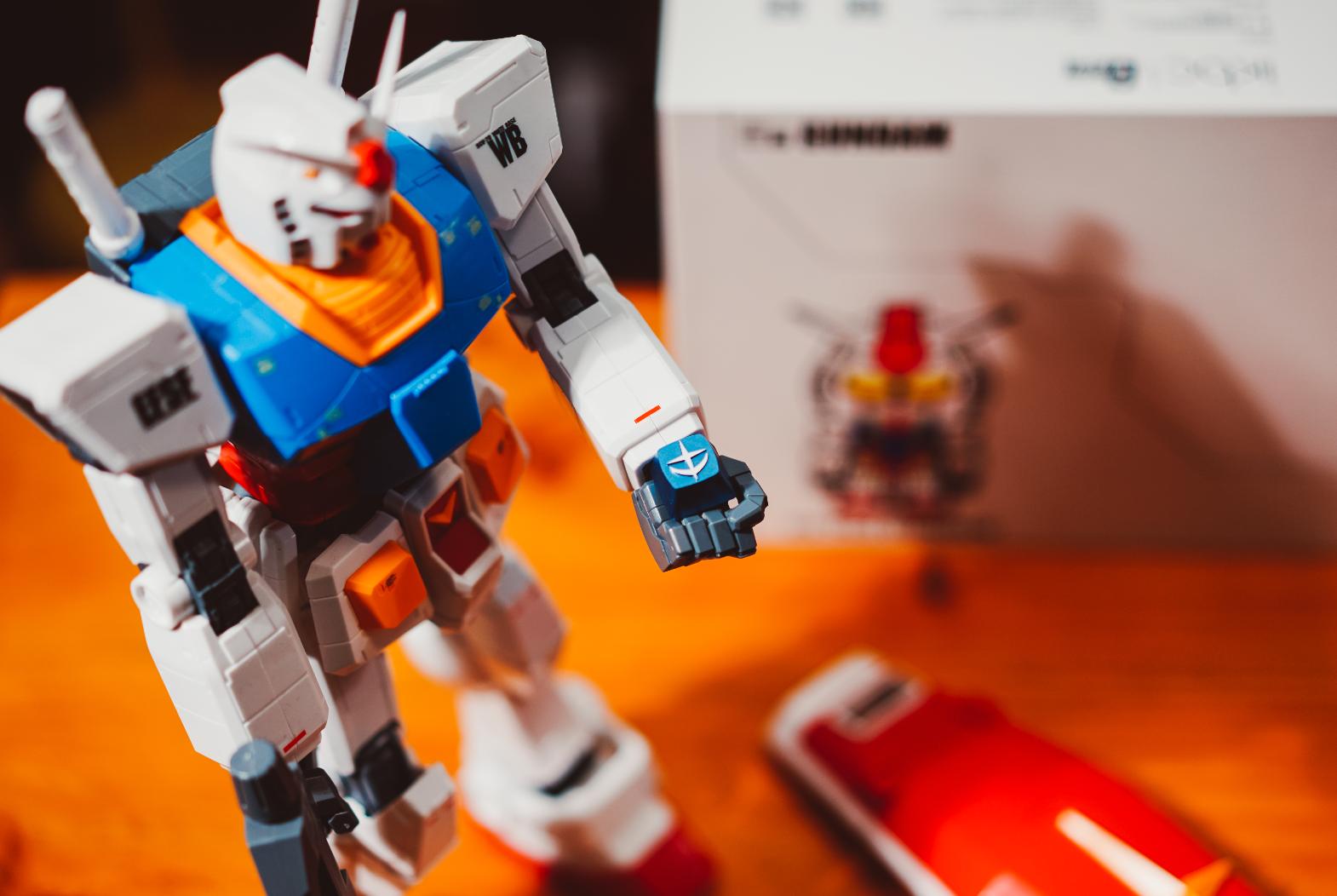 ikbc co-branded Gundam metal keycap hands-on experience - iNEWS