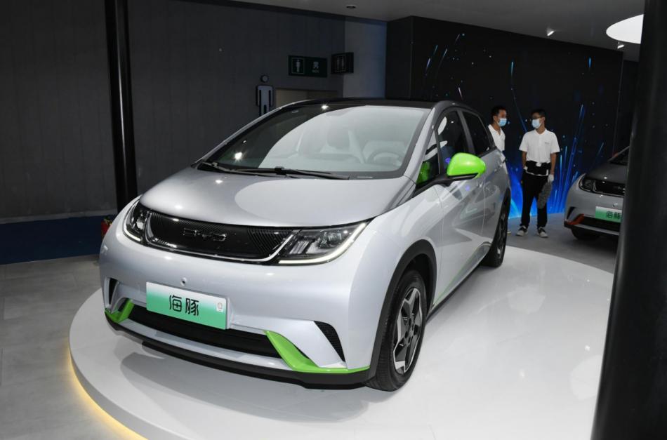 Or the first new SUV in the Ocean series, the BYD X-DREAM mass ...