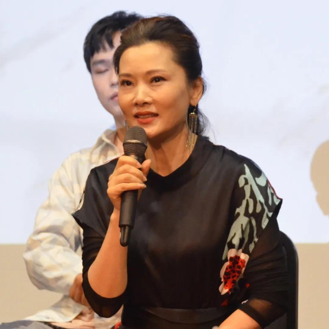 "Thunderstorm" and "After the Thunderstorm" "From Cao Yu to Wanfang ...