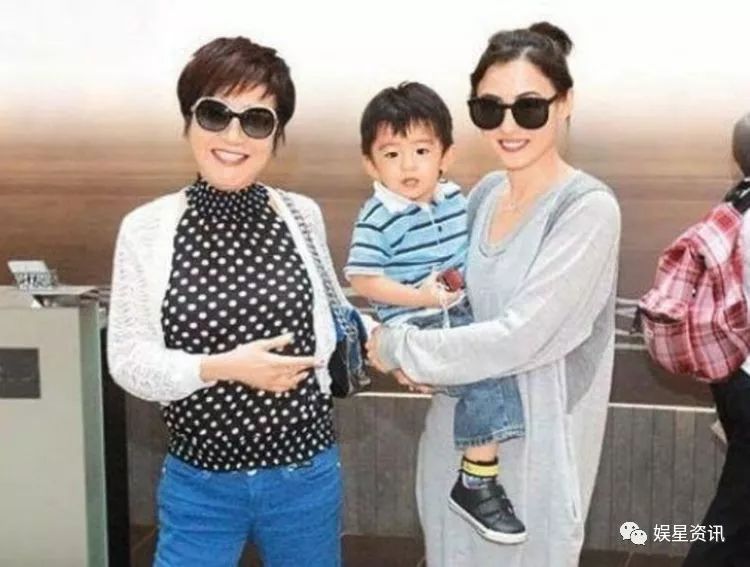 67-year-old Deborah and her second-married husband show up for ...