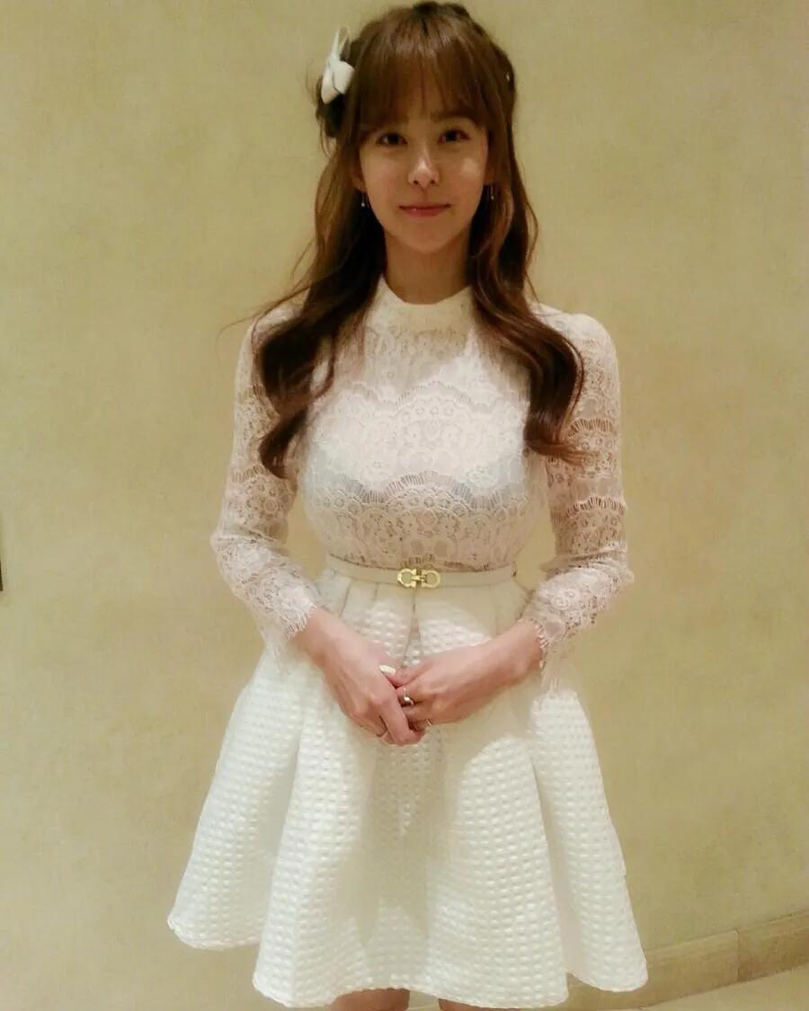 South Korean sexy actress Liu Xiaoying - iNEWS