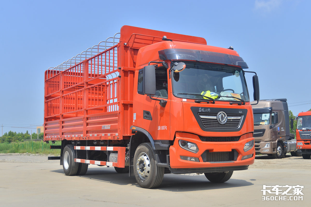 260 horsepower Dongkang, fast speed can also run in mountainous areas ...