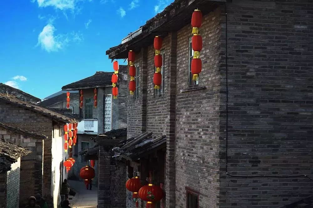 There are two great masters in a small town, and only Wufu Ancient Town ...