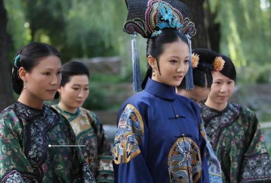 Puyi abdicated the palace maids and was expelled from the palace. Why ...